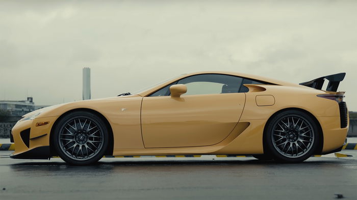 Fall Asleep To Three Hours Of Pure Lexus LFA Engine Sounds | CarThrottle