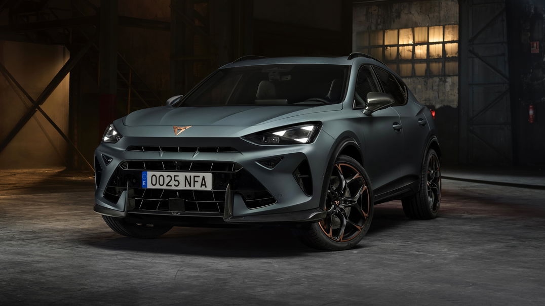 Five-Cylinder Cupra Formentor Returns, And This Time In Right-Hand ...